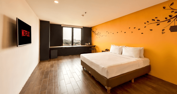 Yellow Bee Hotel Tangerang Official Website